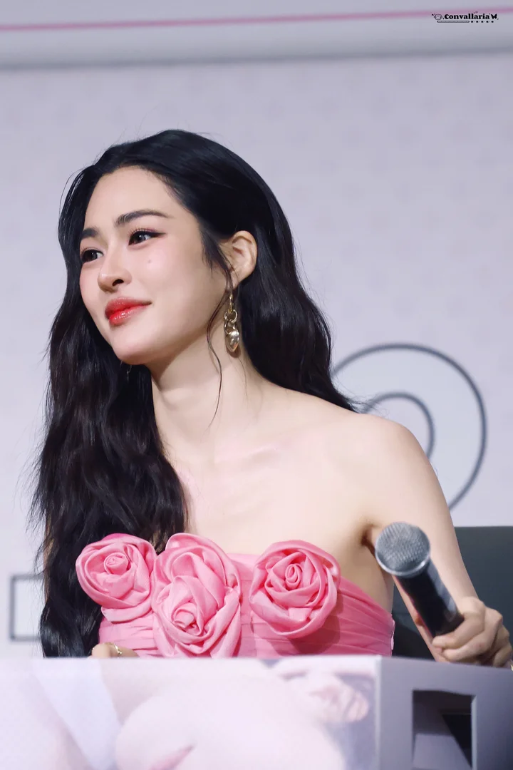 The Story of Us Photobook Fansign - LingOrm Pics