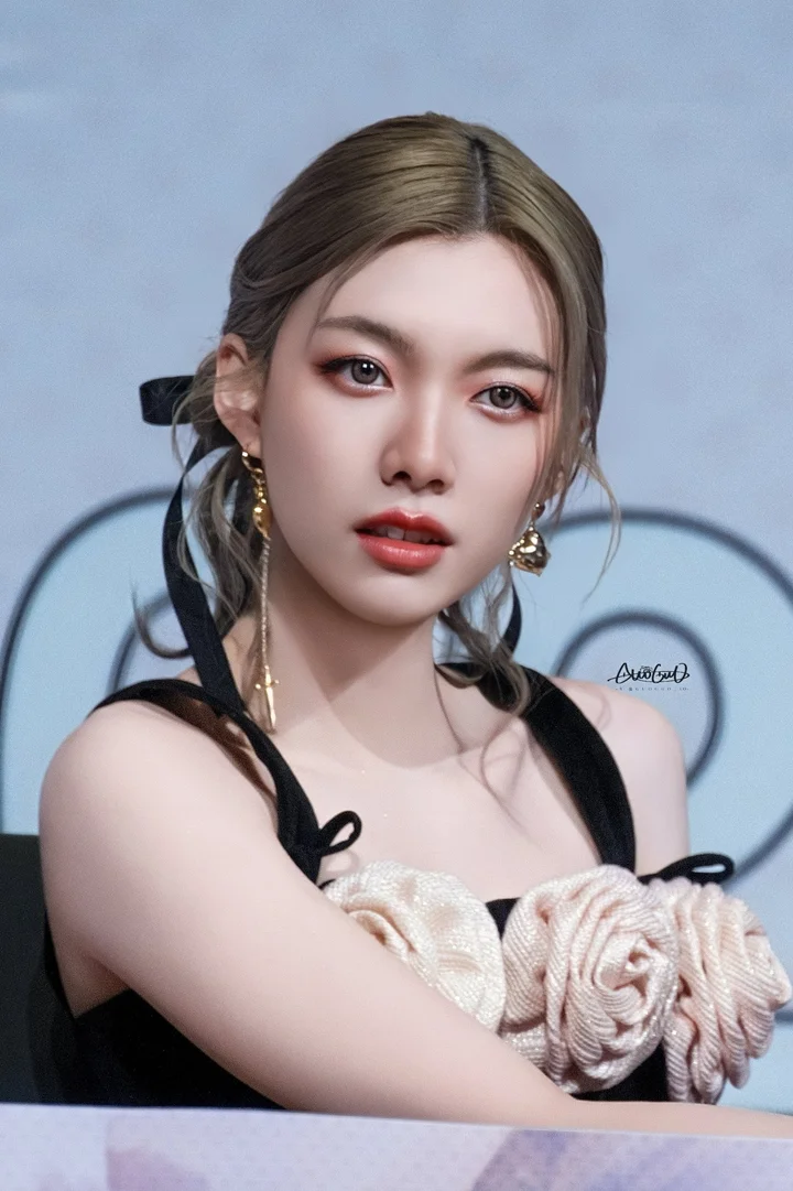 The Story of Us Photobook Fansign - LingOrm Pics