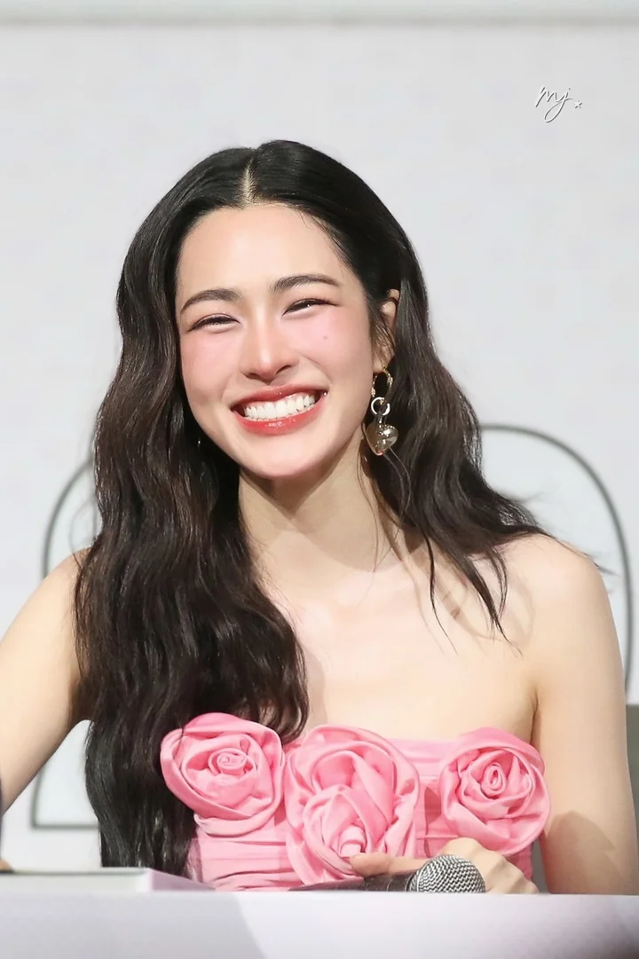 The Story of Us Photobook Fansign - LingOrm Pics
