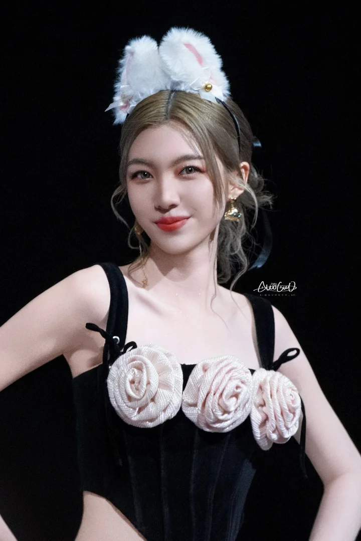 The Story of Us Photobook Fansign - LingOrm Pics
