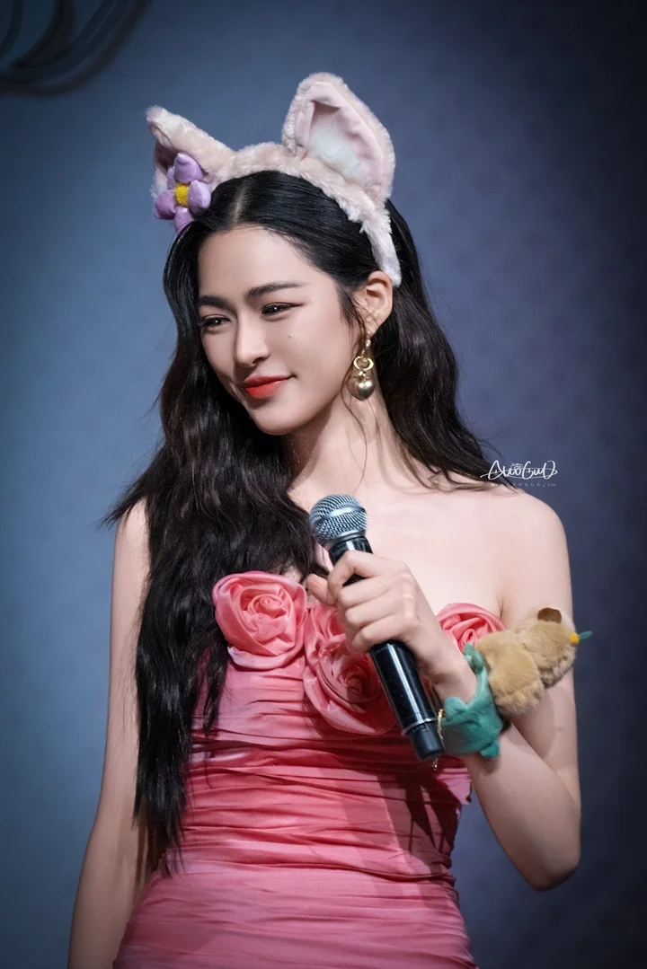 The Story of Us Photobook Fansign - LingOrm Pics